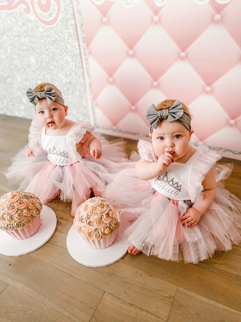 What is a Smash Cake? The Ultimate Smash Cake Guide!