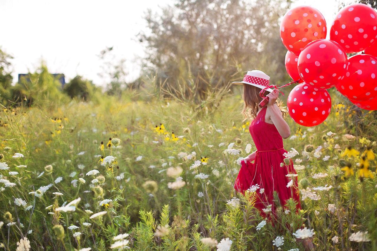 Period Party Ideas How to Throw a First Moon Party