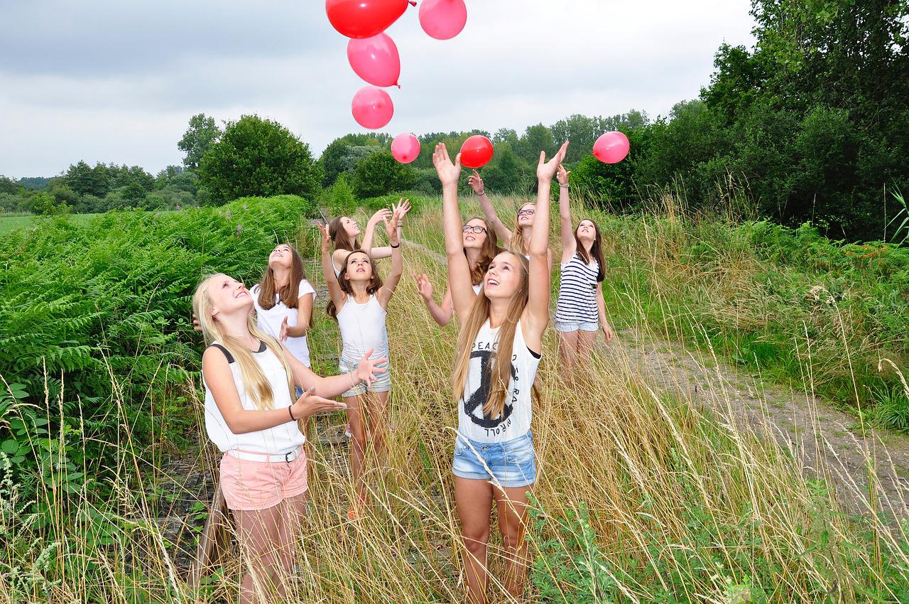 Period Party Ideas How to Throw a First Moon Party